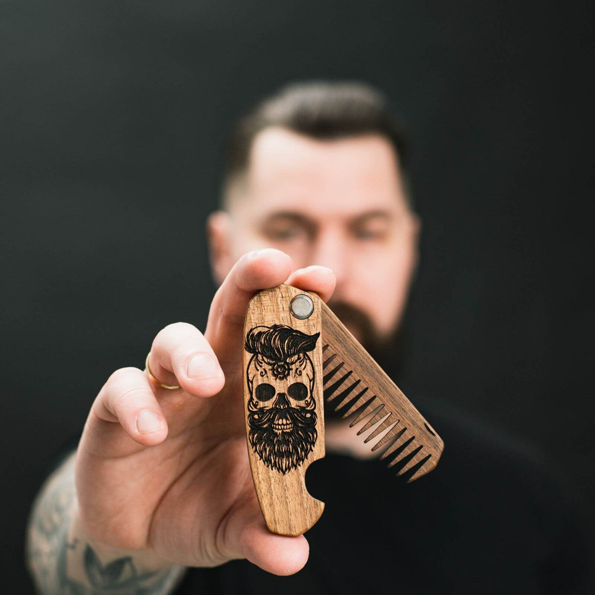 Wooden Beard Comb - Skull – Bearded Only